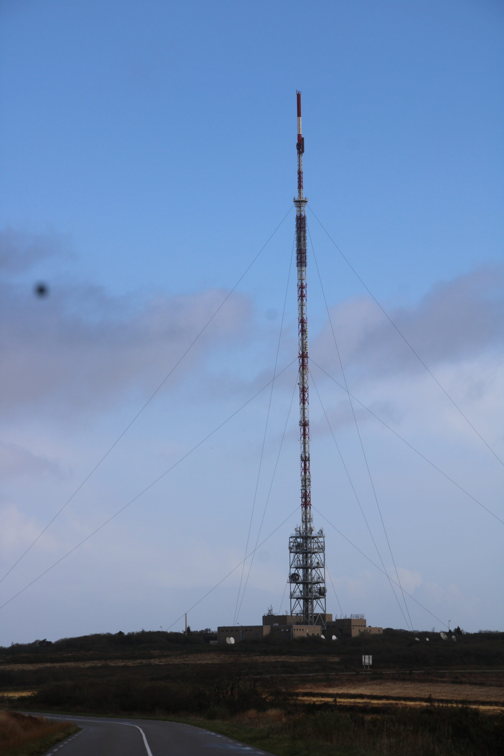Il y a 50 ans, le FLB-ARB détruisait le pylône de Roc'h Trédudon - Penn ...